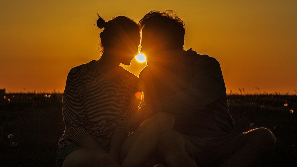 Campus DOKU: Viel zu romantisch - Ist die große Liebe in der Krise ...