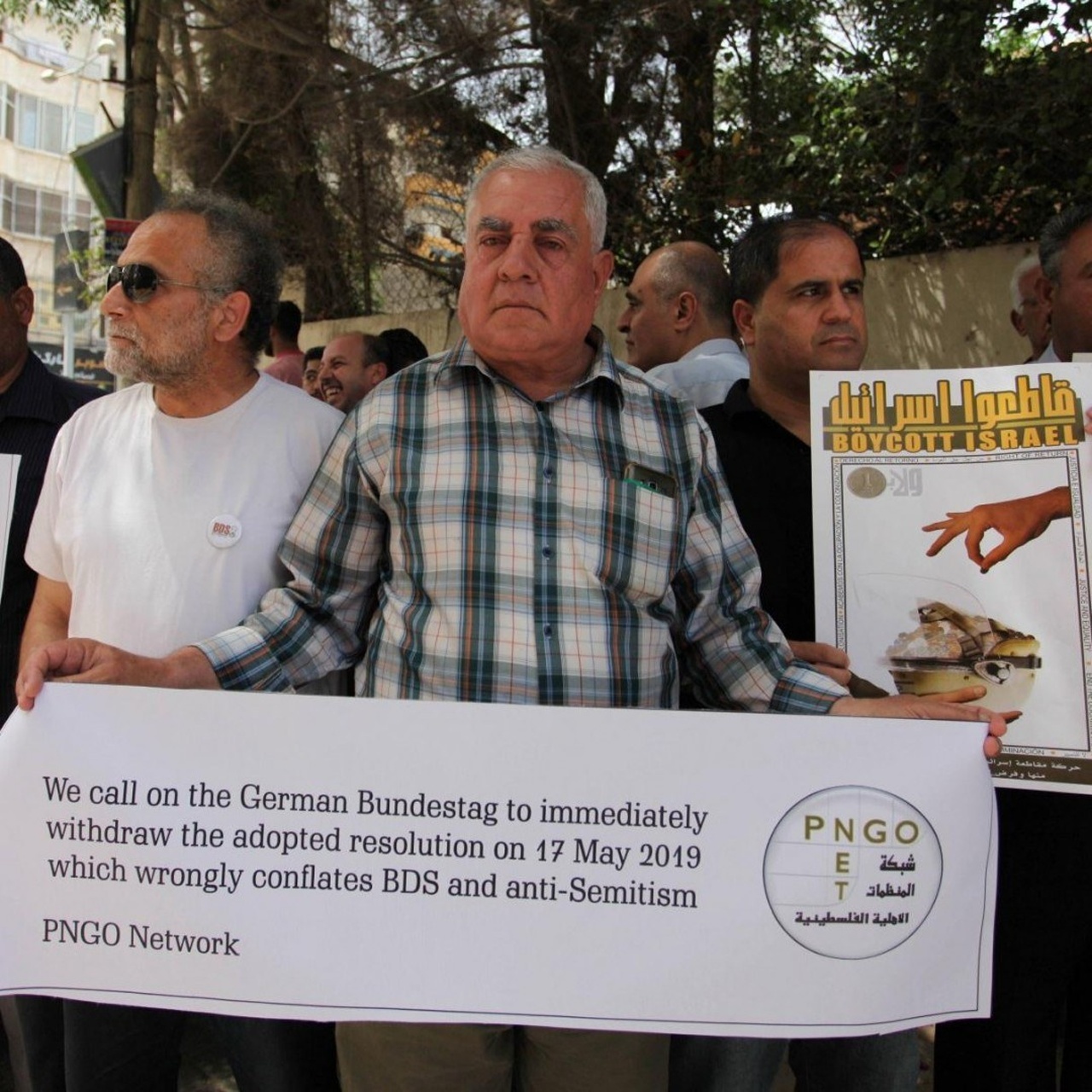 Politisches Feuilleton - Deutschlandfunk Kultur · Der Umgang mit der ...