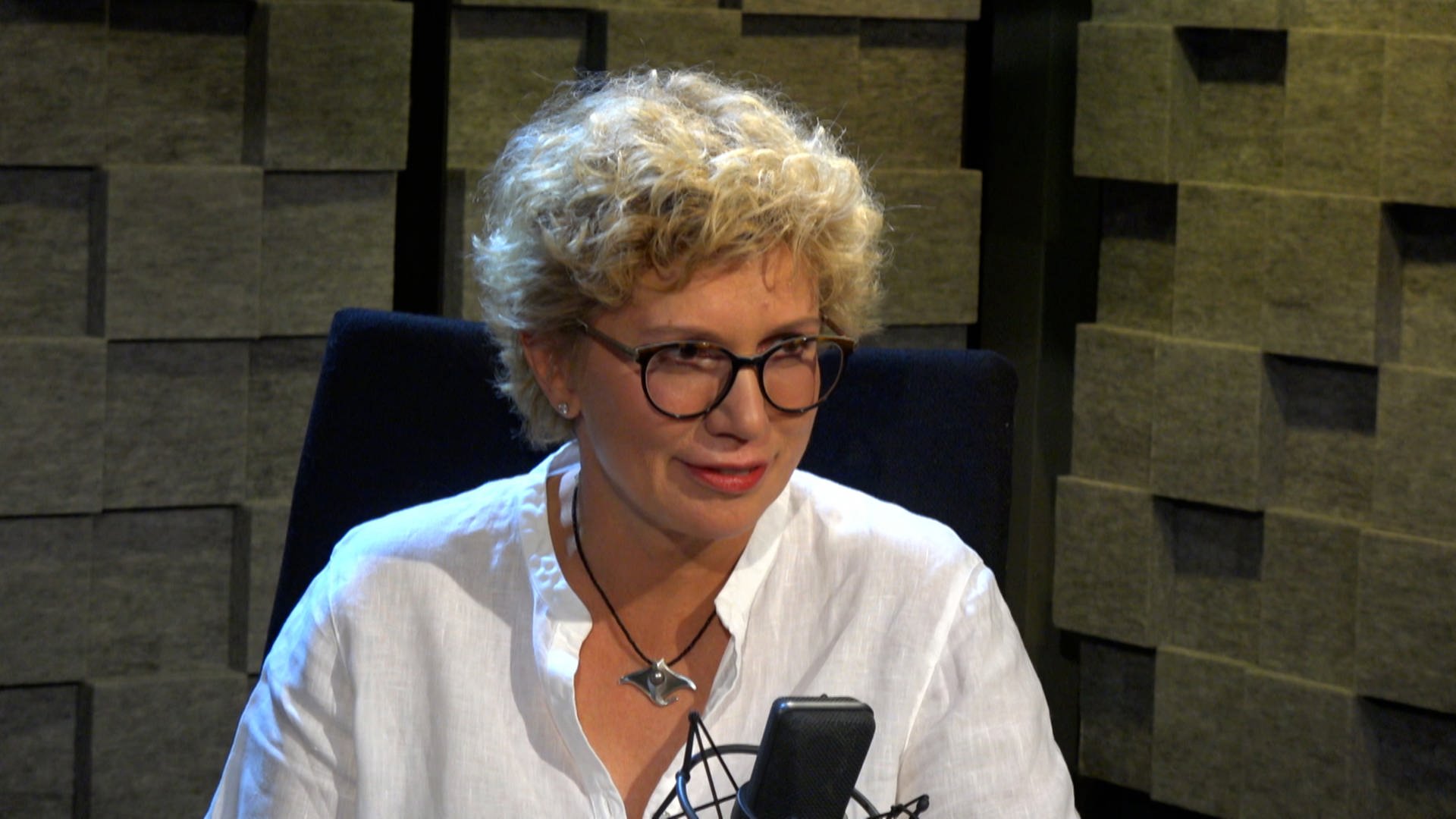 SWR1 Leute: Dr. Annette Kotzur | plastische Chirurgin | Das sind ...