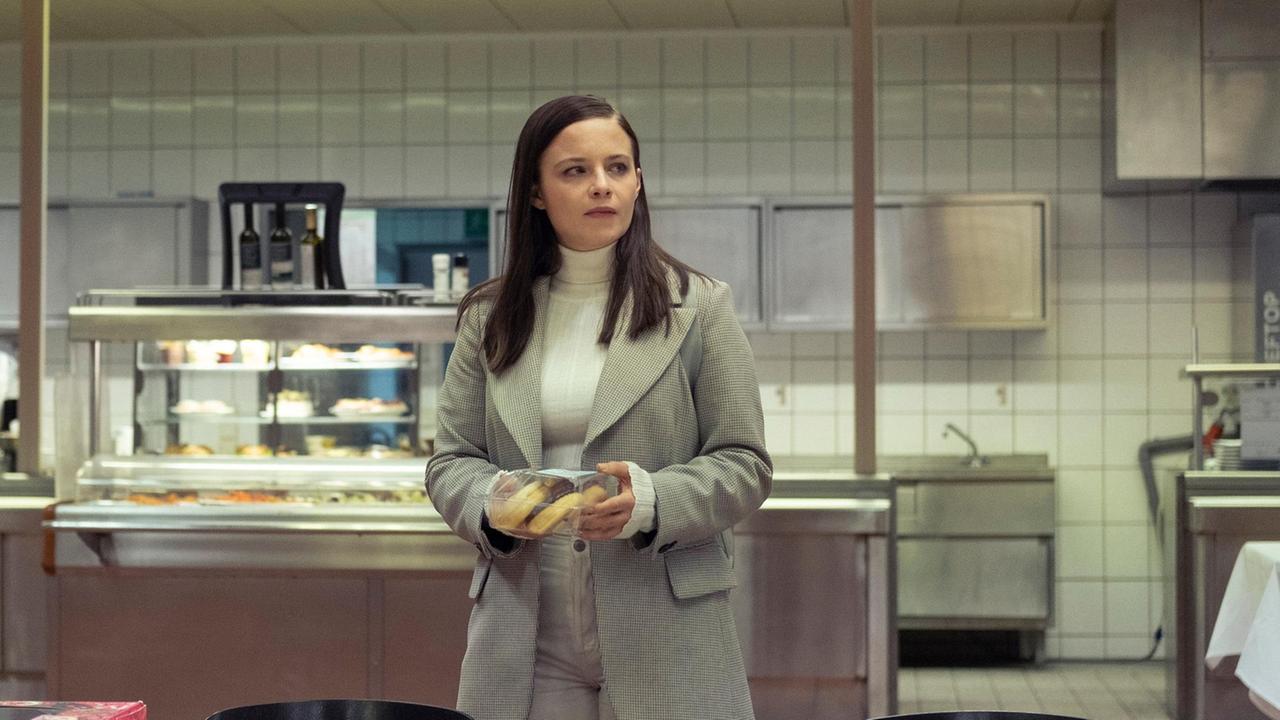 Tatort: Aufdringlich und ehrgeizig! - Jasna Fritzi Bauer | ARD Mediathek