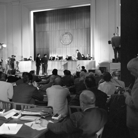 Archivradio - Geschichte im Original · DDR-Urteil gegen Hans Globke ...