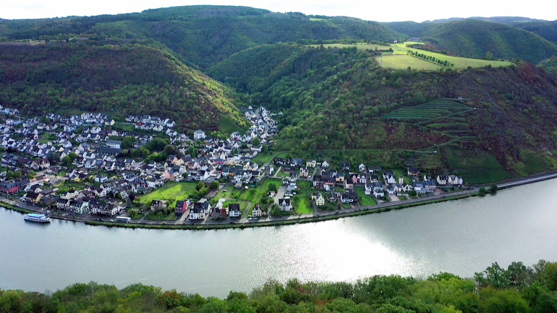 Landesschau Rheinland-Pfalz: Der Alkener Weg in Oberfell | ARD Mediathek