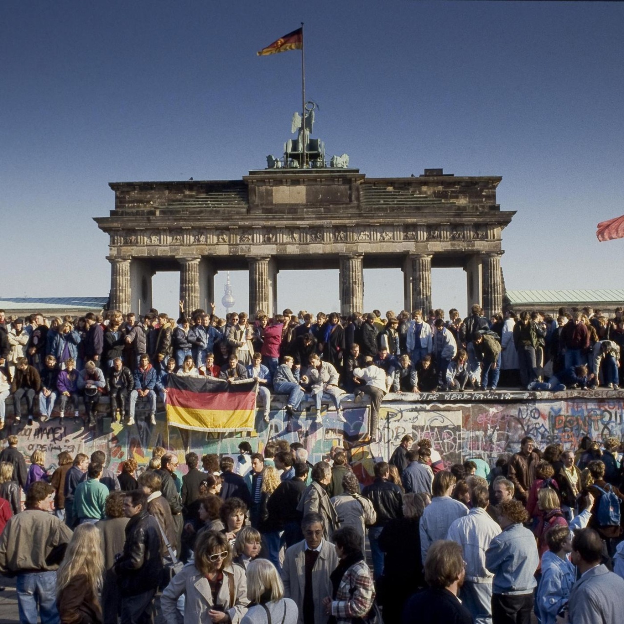 Alles Geschichte - Der History-Podcast · WAS IST DEUTSCH? - Wer sind die Deutschen? · Podcast in ...