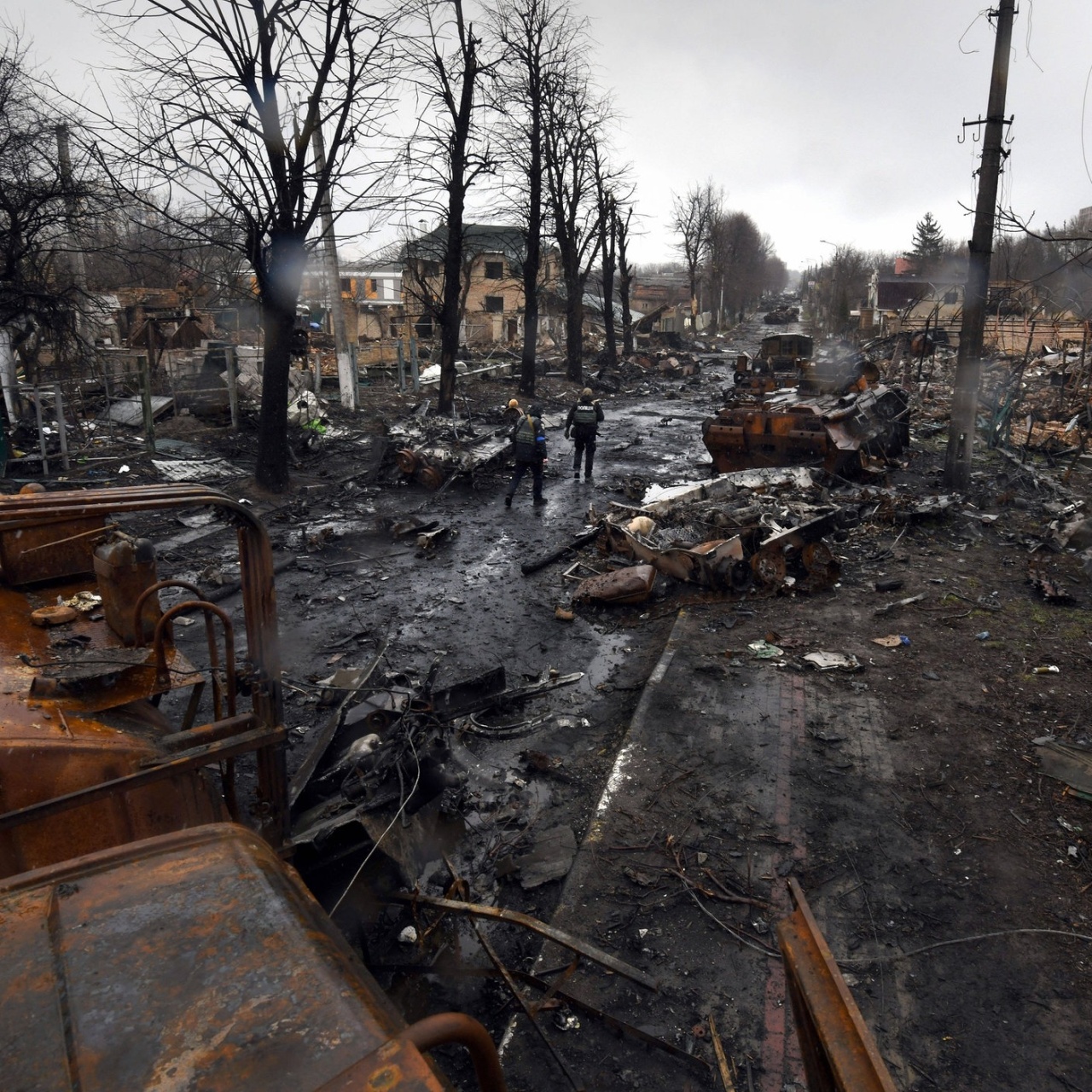 Putins Krieg - Interviews und Hintergründe · Historiker: Massaker von ...
