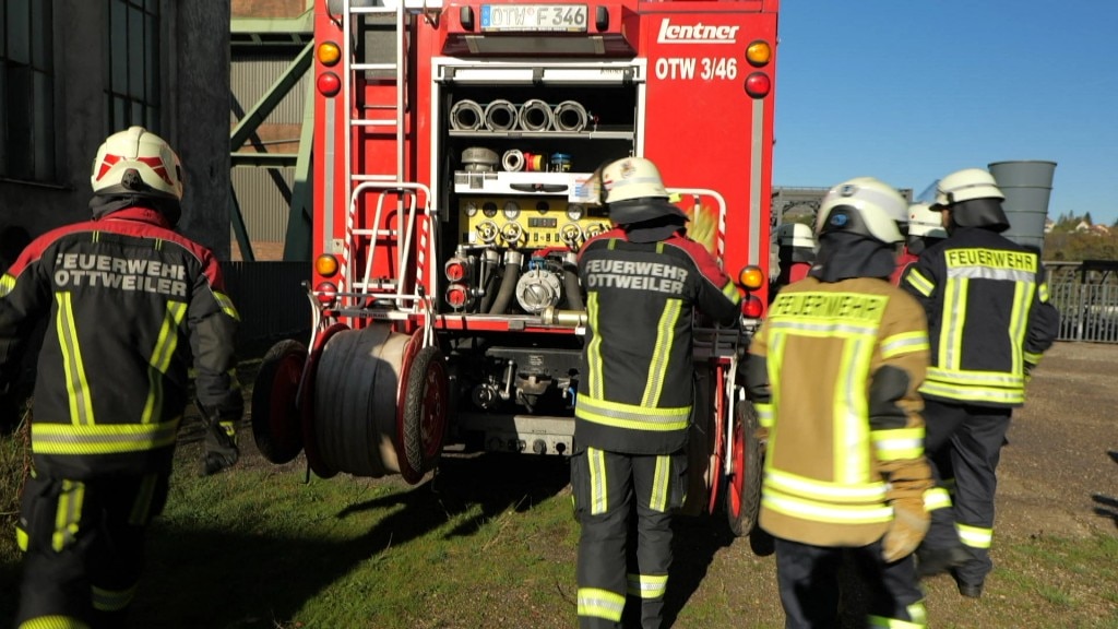 Wir im Saarland - Saar nur!: Zusammenhalt bei der Feuerwehr in ... Wir im Saarland - Saar nur!: Zusammenhalt bei der Feuerwehr in ...