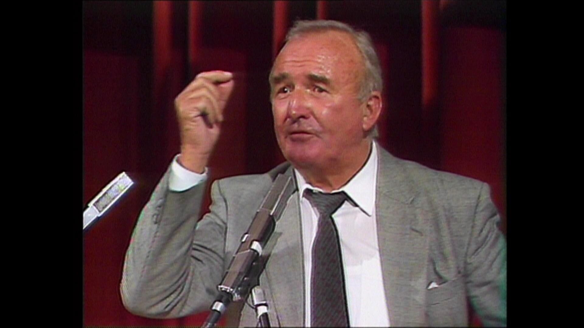 Panorama: Stramm rechts: Schönhuber und sein Programm | ARD Mediathek