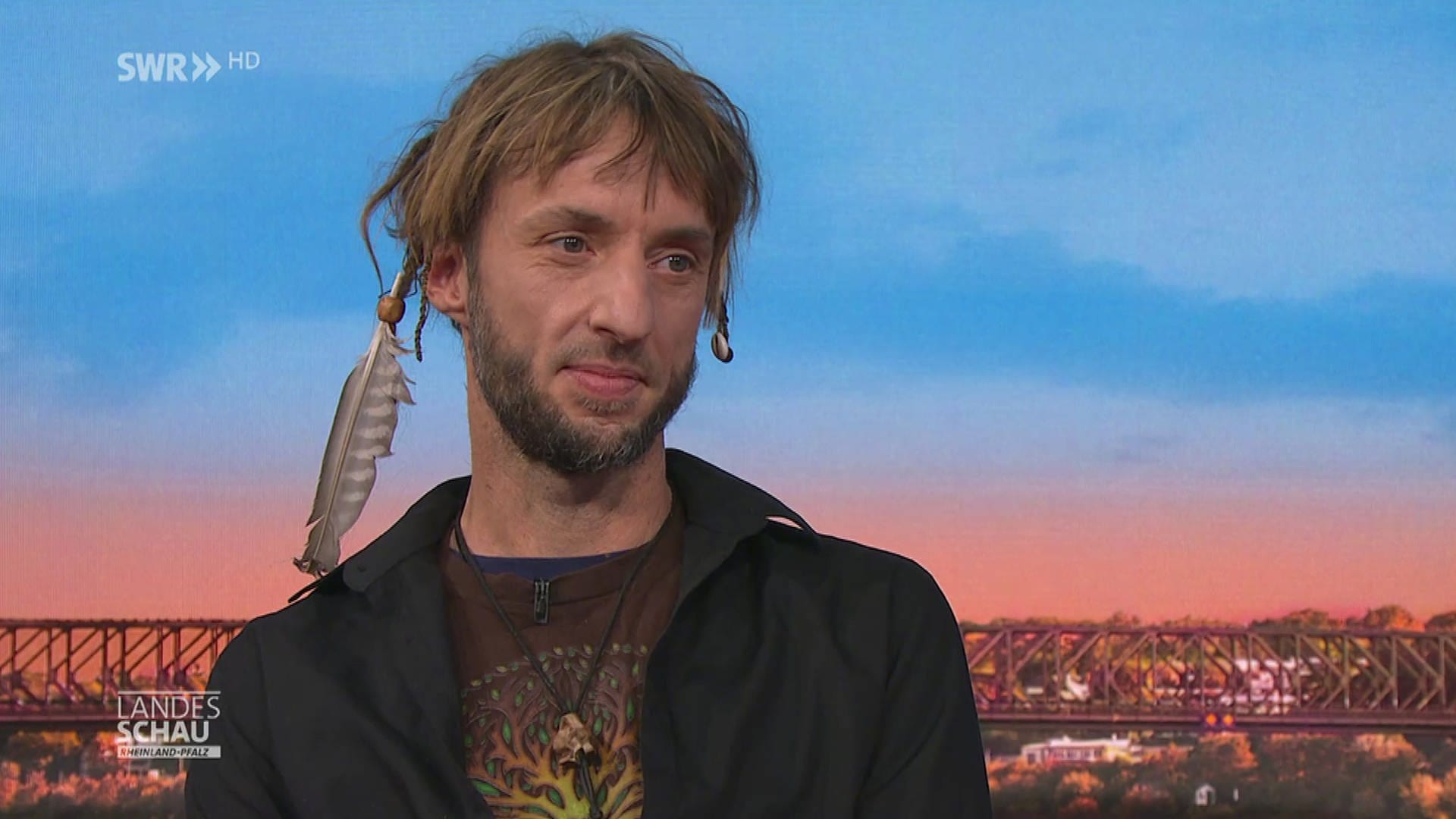 Landesschau Rheinland-Pfalz: Autor Christian Siry schreibt Buch über ...