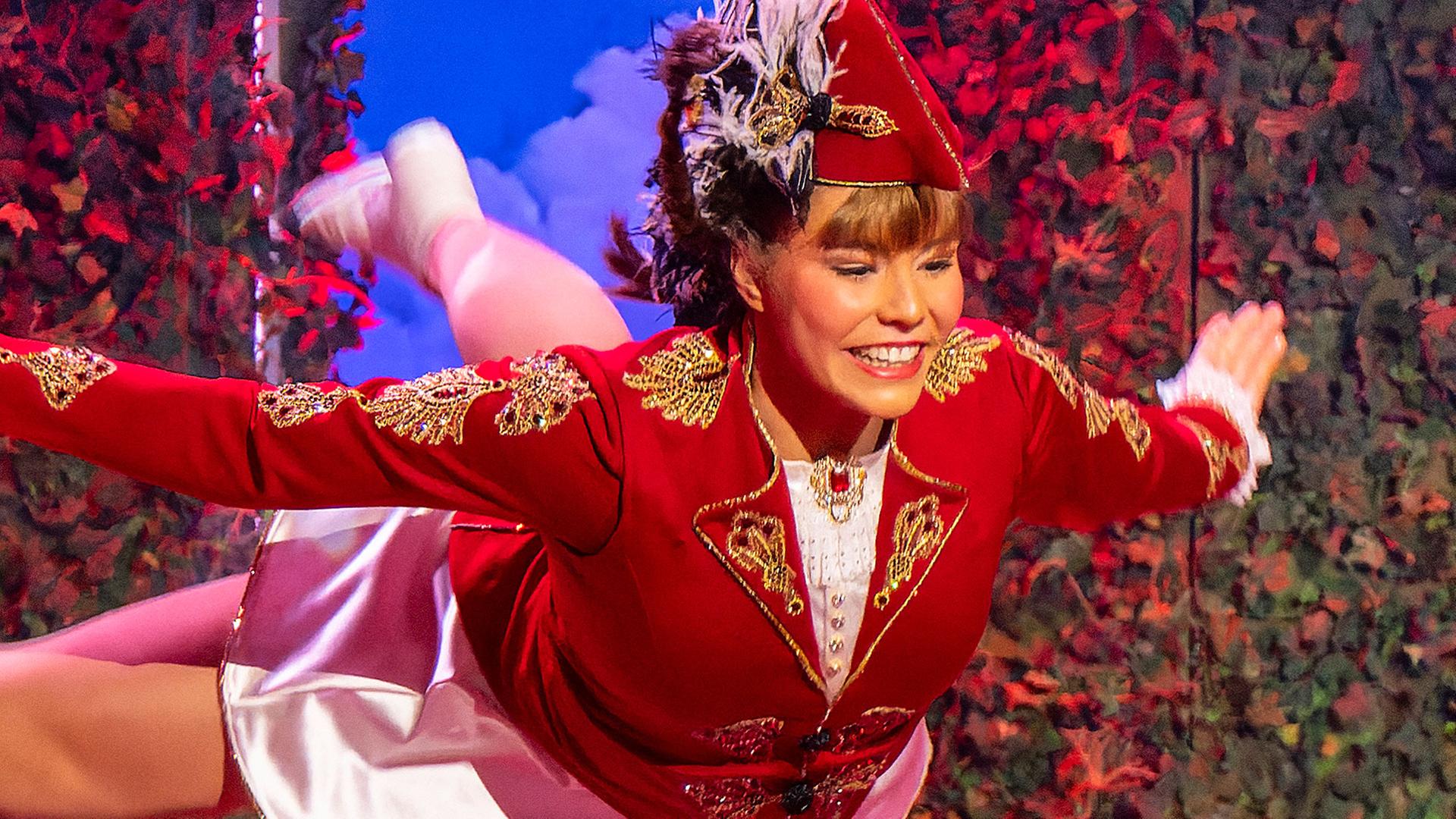 Fastnacht in Franken: Tanzmariechen Lorena Ruthardt | ARD Mediathek