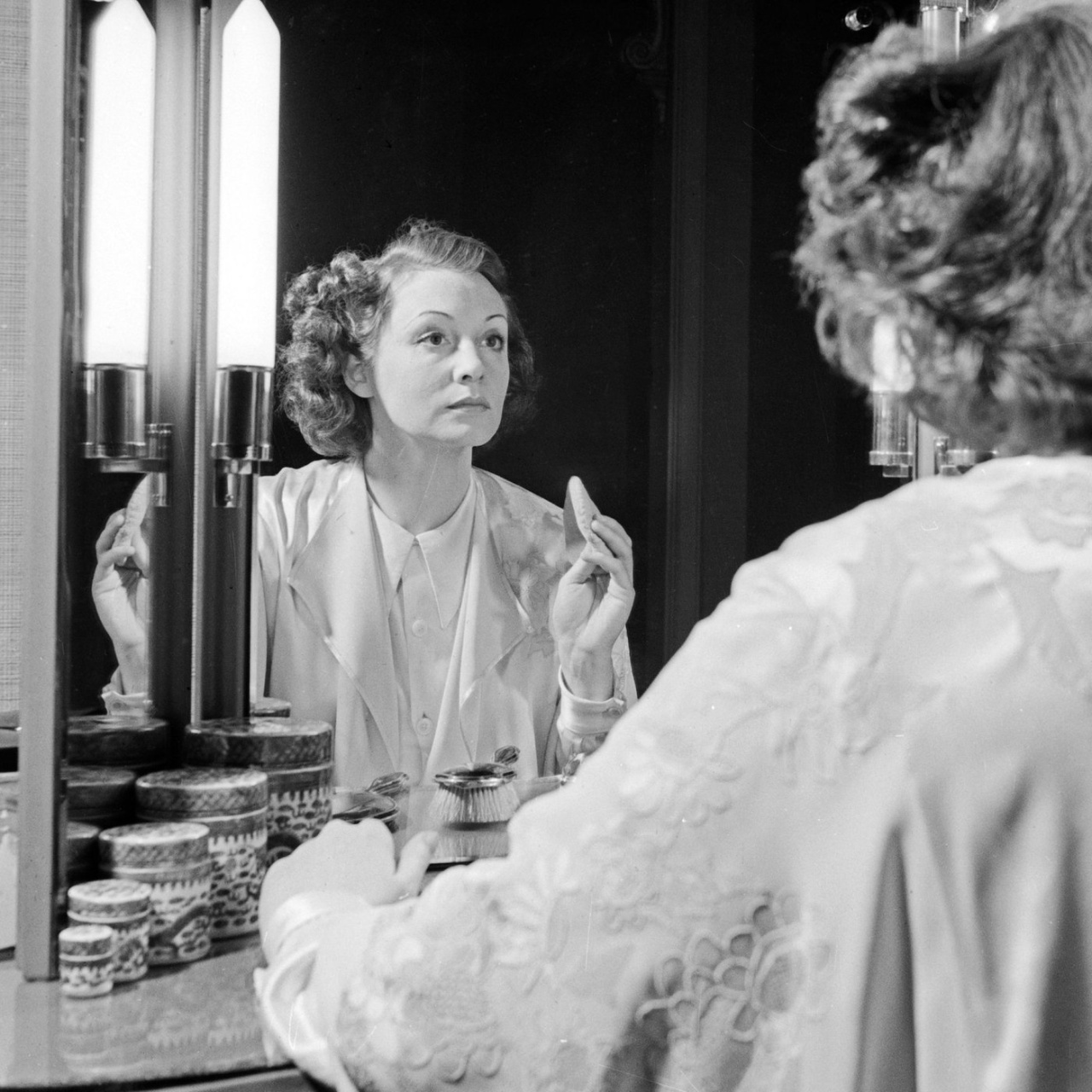 WDR 3 Kulturfeature · Kluge Frauen sagen nur: "Vielleicht" - Die Akte ...