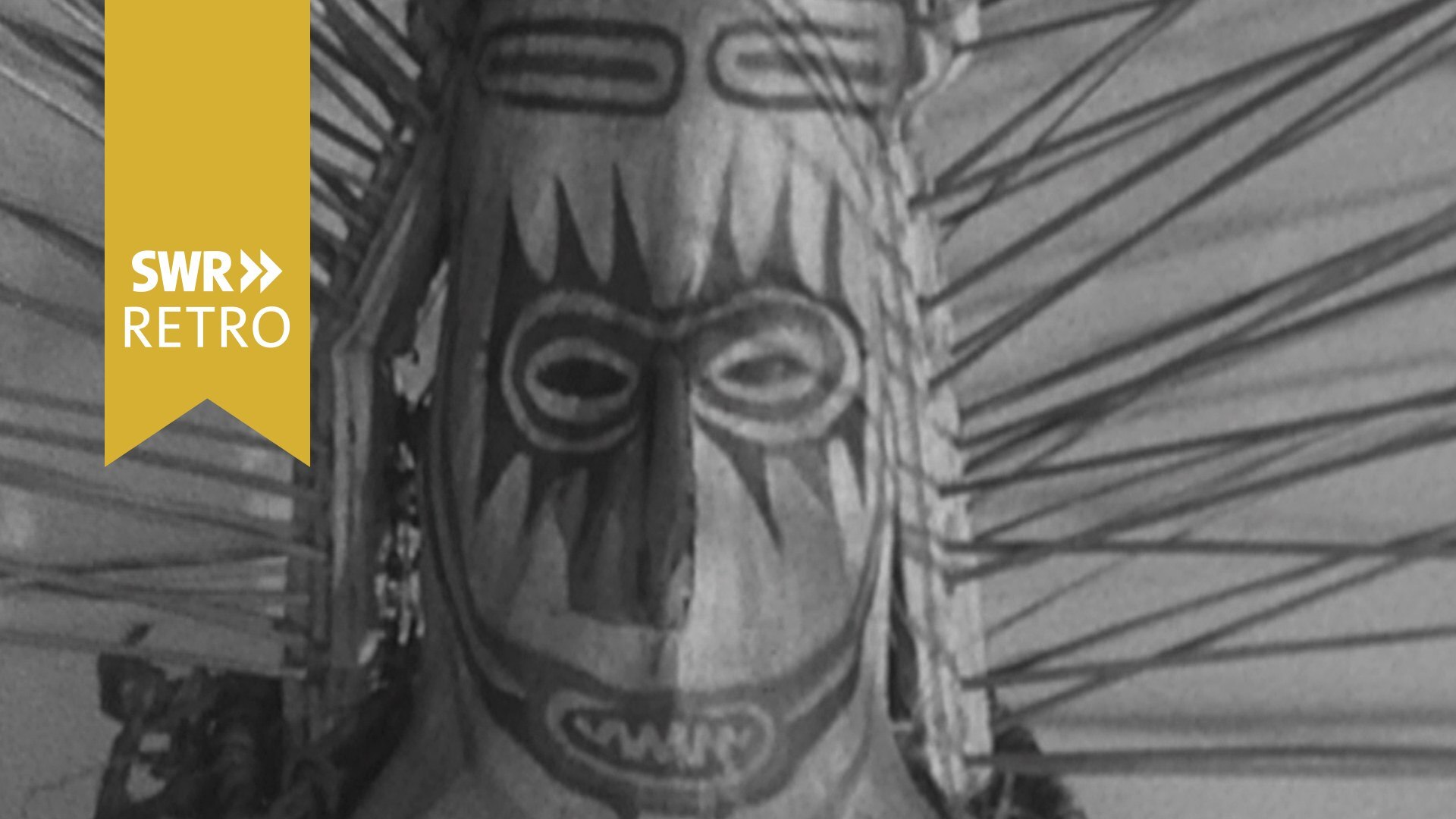 SWR Retro – Abendschau: Masken aus aller Welt - Ausstellung in Mannheim ...