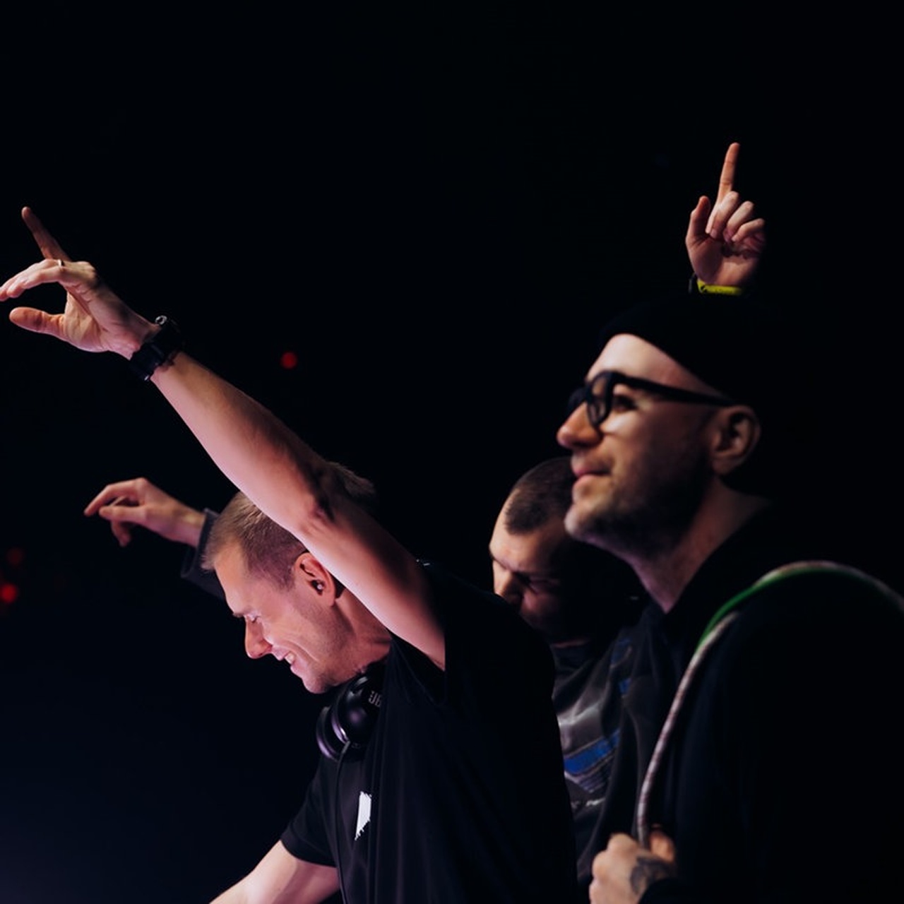 1LIVE DJ Session · DJ Session mit Armin van Buuren b2b ARTBAT · Podcast ...