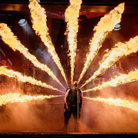 Aktuell · "Rammstein" live in München · Podcast in der ARD Audiothek