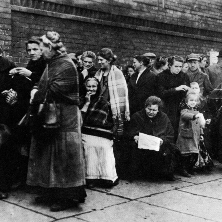 Alles Geschichte - History von radioWissen · WEIMAR IN DER KRISE ...