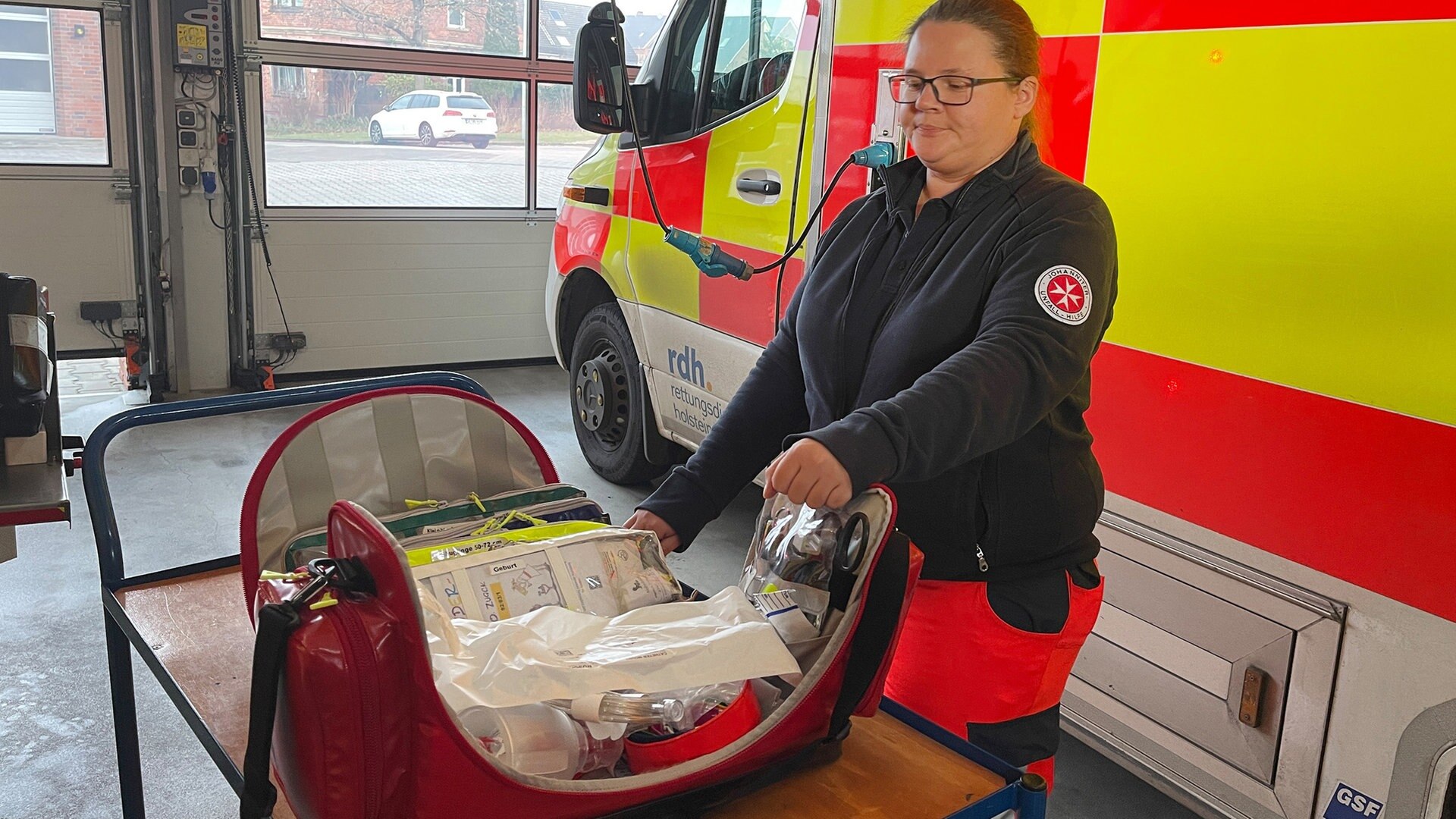 Die Nordreportage: Retter am Limit - Mit Notfallsanitätern unterwegs ...