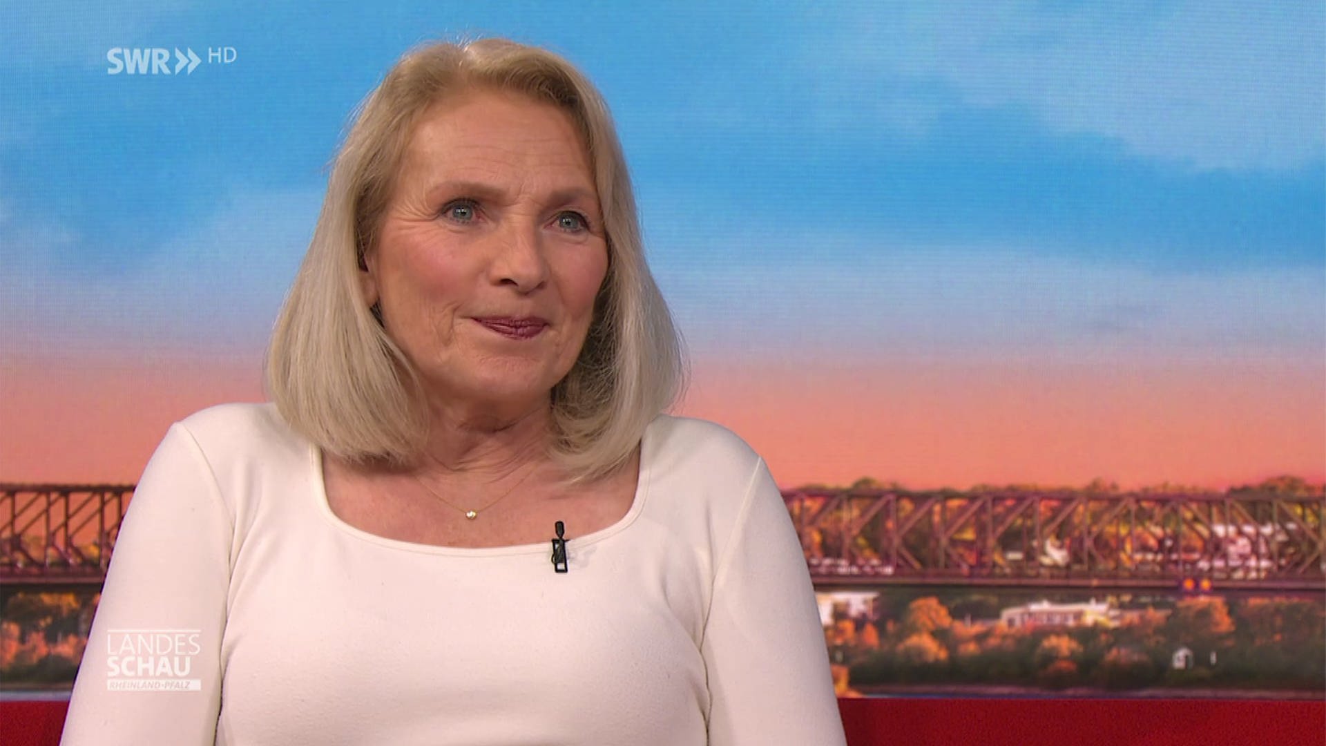 Landesschau Rheinland-Pfalz: Autorin Martina Keiffenheim: Neuauflage ...