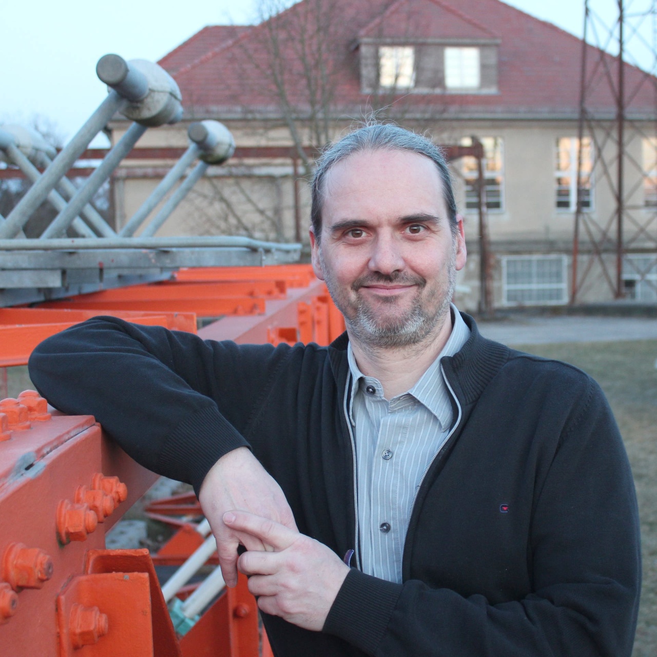 SWR2 Treffpunkt Klassik · 100 Jahre Radio mit Radioexperte Rainer ...