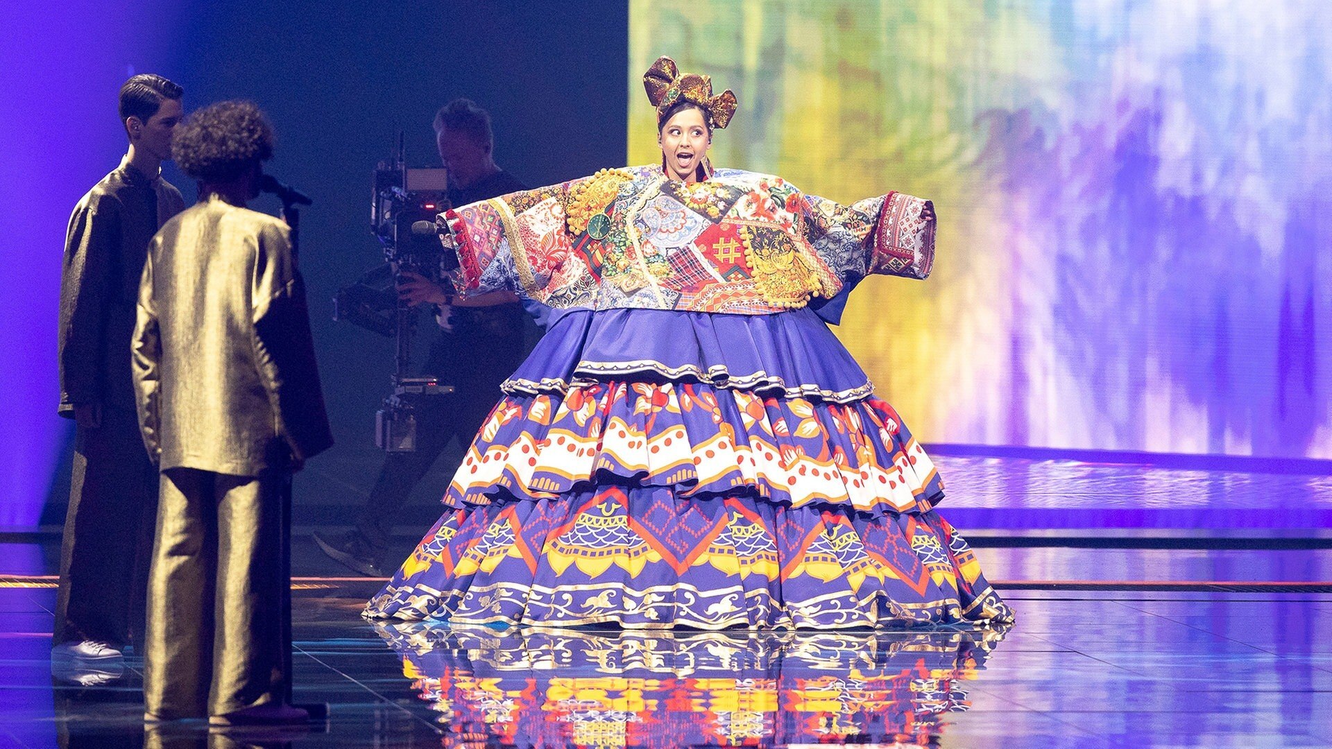 Eurovision Song Contest: ESC 2021: Manizha aus Russland singt 'Russian ...