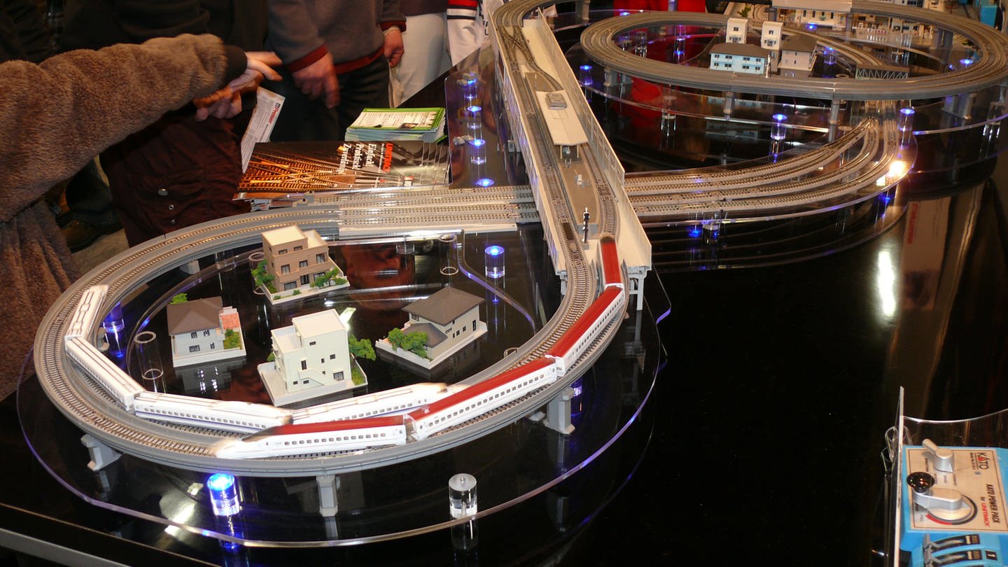 Eisenbahn-Romantik: Nürnberger Spielwarenmesse 2010 | ARD Mediathek