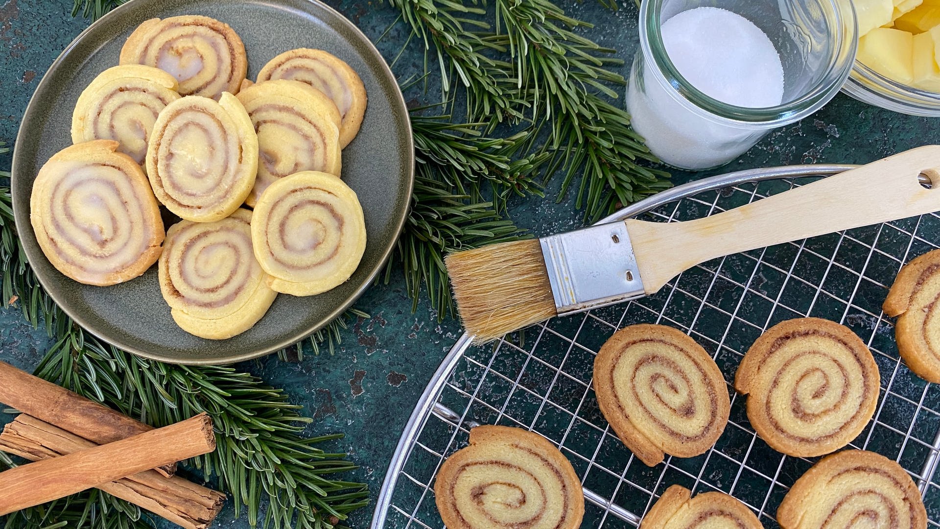 ARD-Buffet: Rezept: Zimtschnecken-Plätzchen | ARD Mediathek