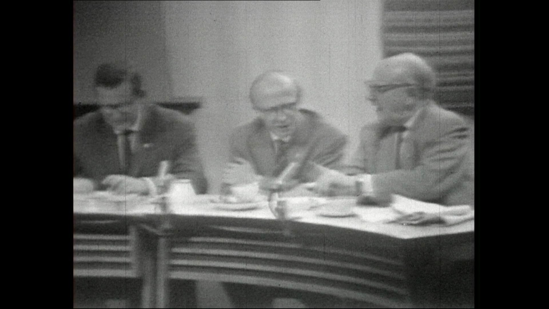 Panorama: Rechtfertigung im DDR Fernsehen | ARD Mediathek