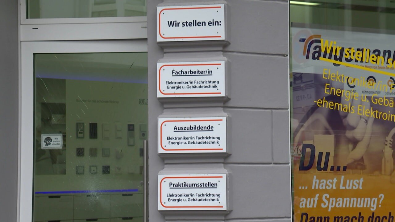 buten un binnen | regionalmagazin: Wie geht es mit dem Fachkräftemangel in Bremen weiter? | ARD ...