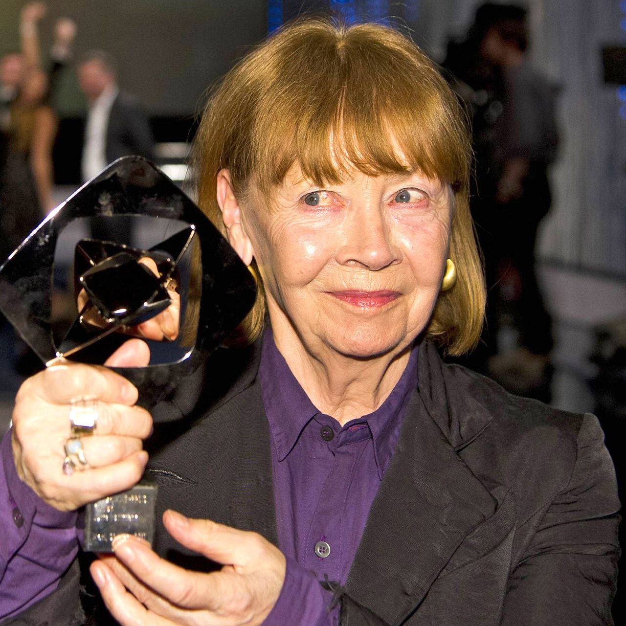 Gespräche · Schauspielerin Jutta Hoffmann im Interview | 75 Jahre DEFA ...