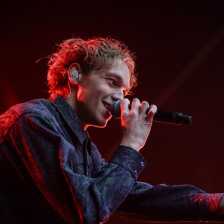 Kultur · Tiefenentspannt und persönlich: Makko in der Columbiahalle ...