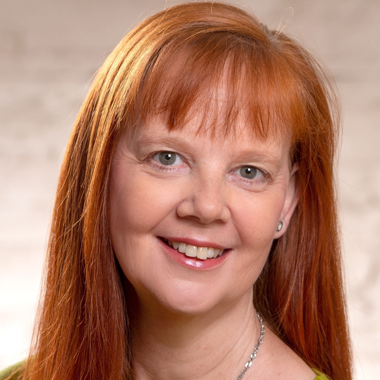 Sonntagmorgen · Organisatorin Stephanie Roth: "Zeitzeugenarbeit ist ...