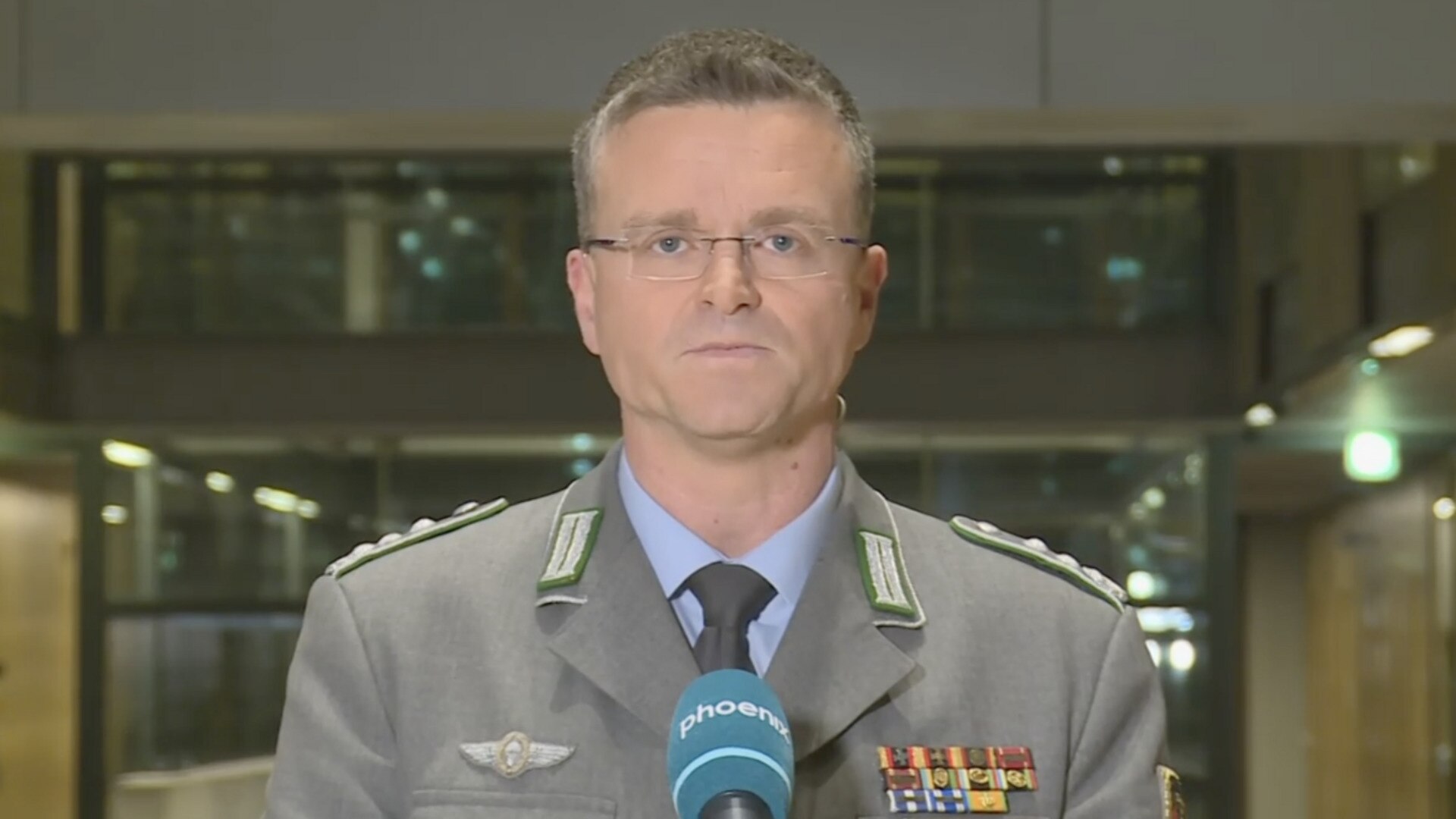 phoenix der tag: André Wüstner zum Lambrecht-Rücktritt | ARD Mediathek