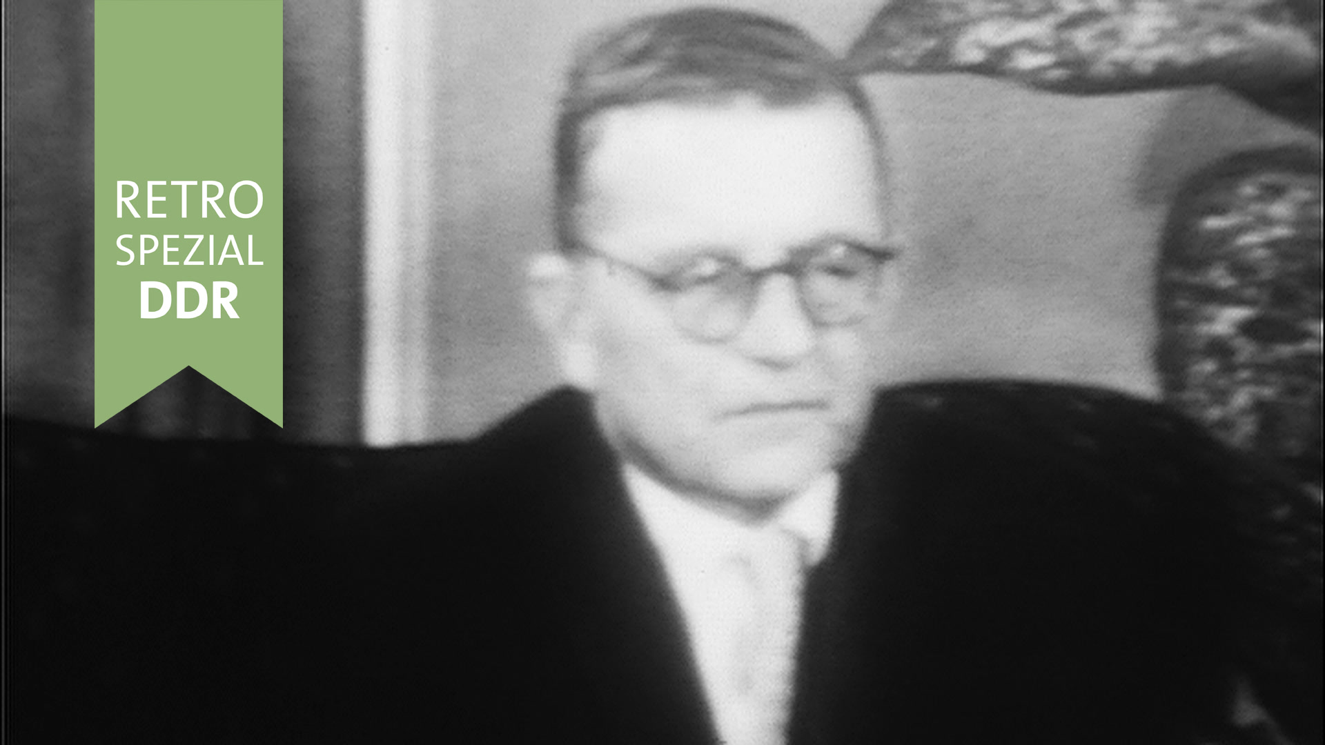 Aktuelle Kamera: Dmitri Schostakowitsch zum 22. Parteitag der KPdSU ...