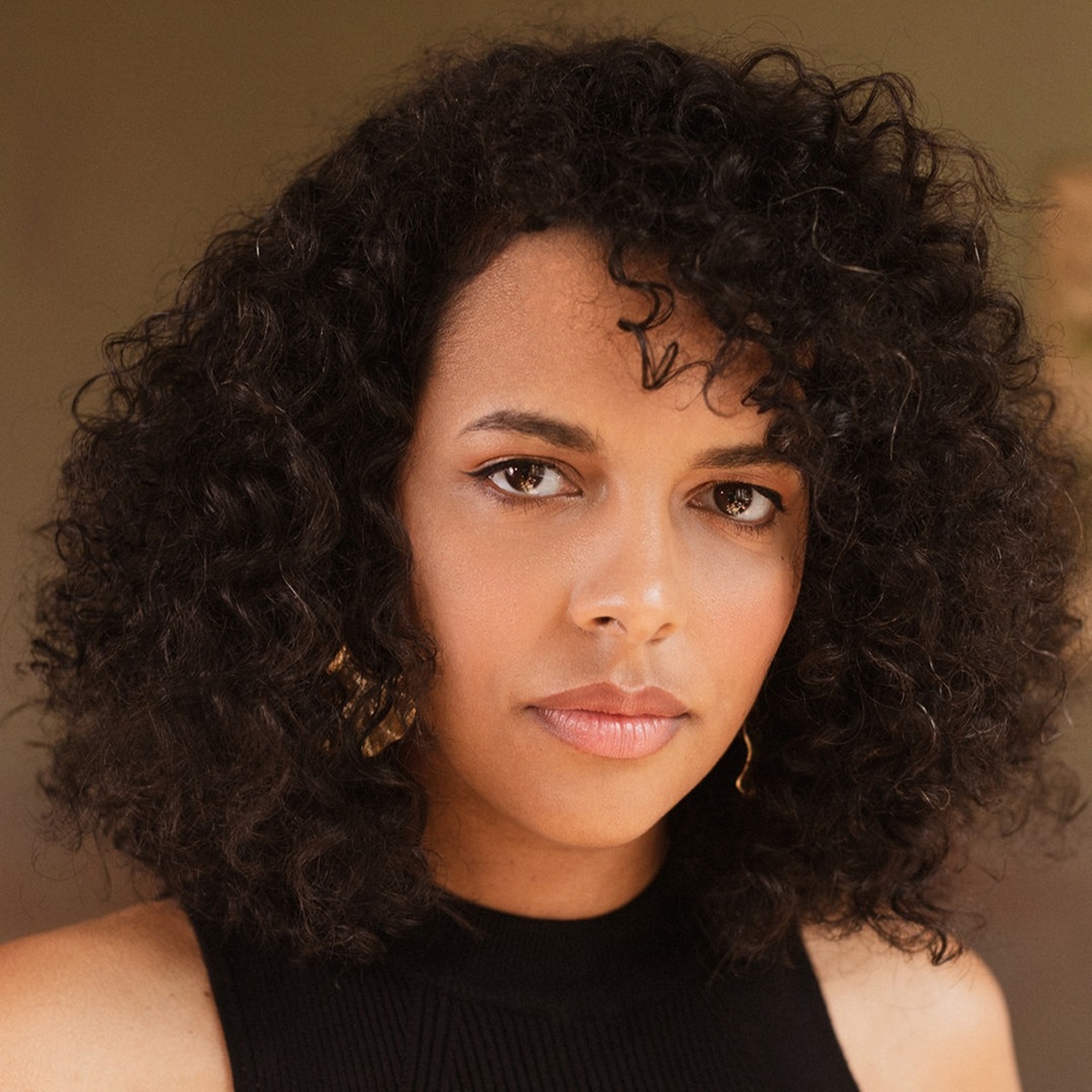 Interview · Alice Hasters: "Wir können nicht so weitermachen" · Podcast ...