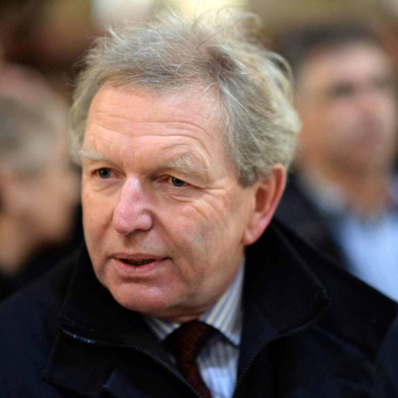 Das Interview · Ex-Bischof Bohl: Queen Elizabeth war "sehr kraftvolle ...