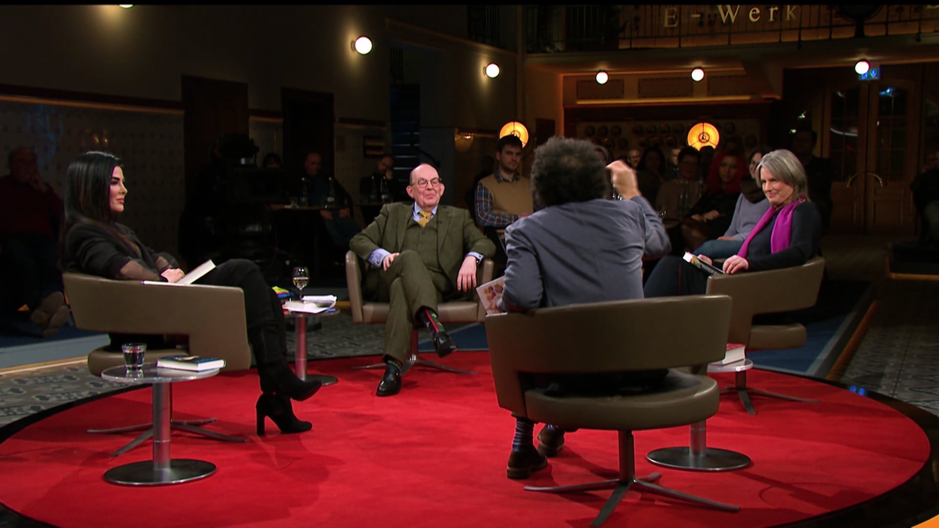 lesenswert Quartett mit Büchern von Arno Geiger, Teresa Präauer, Mohamed Mbougar Sarr und ...