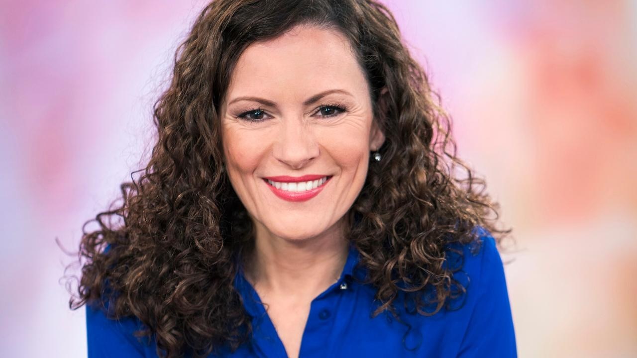 Live nach Neun: Moderatoren-Porträt: Anne Willmes | ARD Mediathek