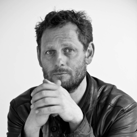 Kultur aktuell · Karl-Sczuka-Preis 2022 für Jan Jelineks "Überwachung ...