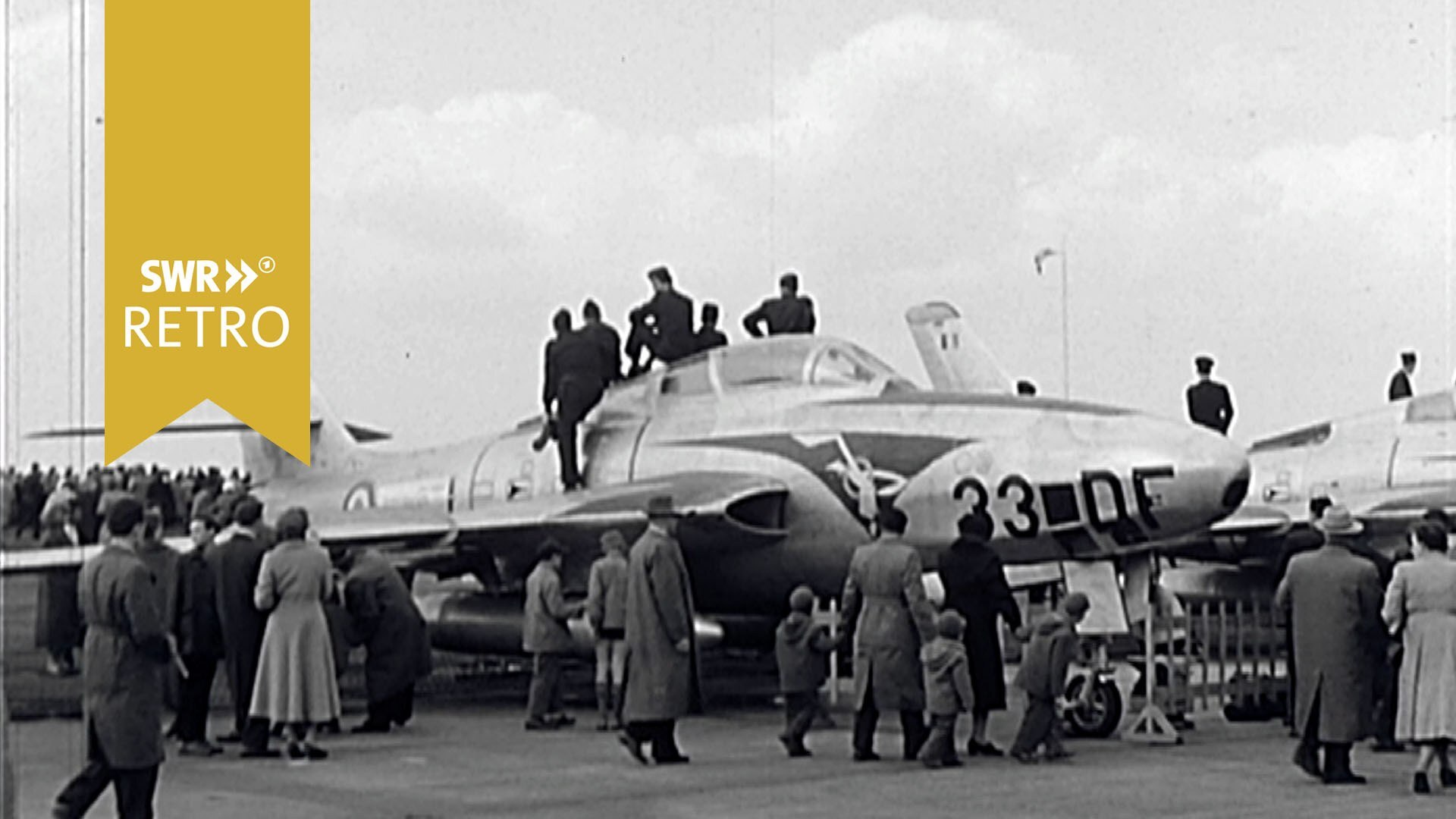 SWR Retro – Abendschau: Flugvorführungen in Hugsweier | ARD Mediathek