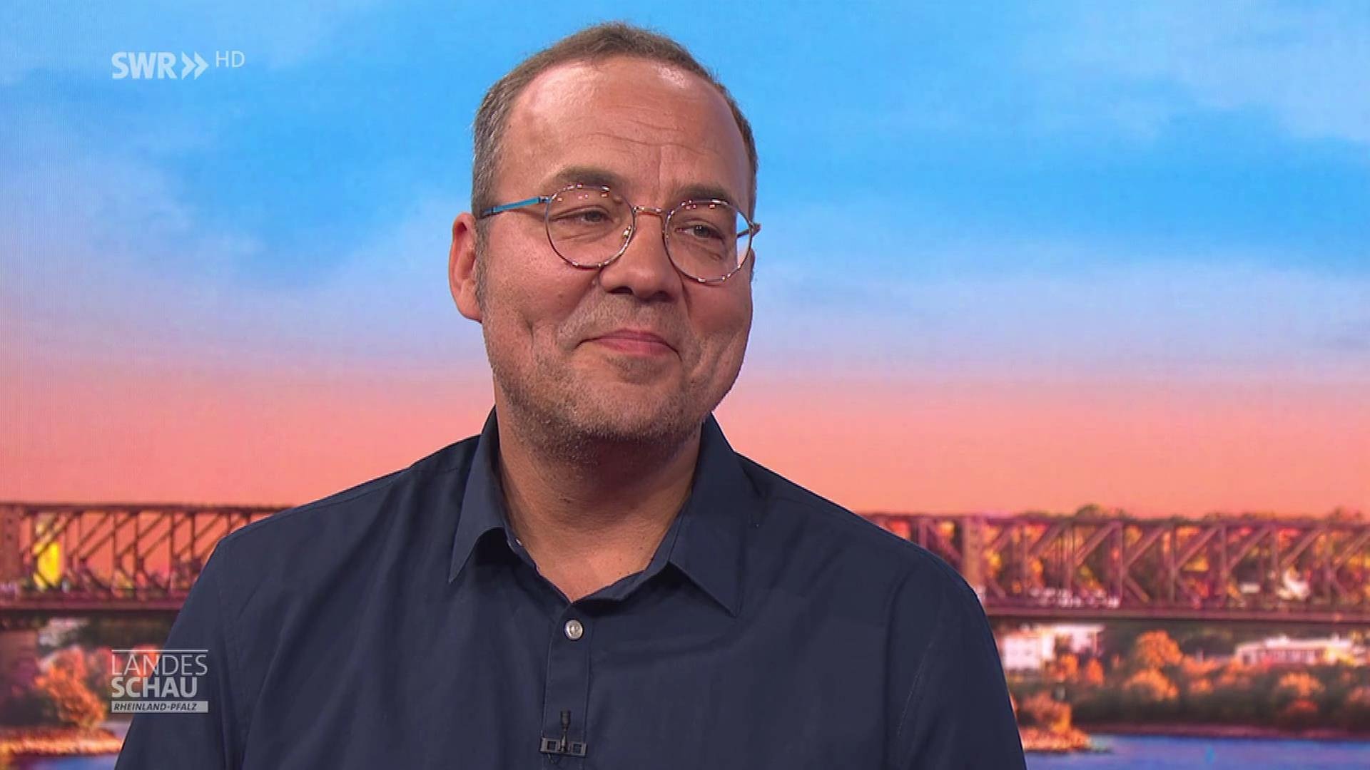 Landesschau Rheinland-Pfalz: Gebürtiger Kaiserslauterer Arno Frank ...