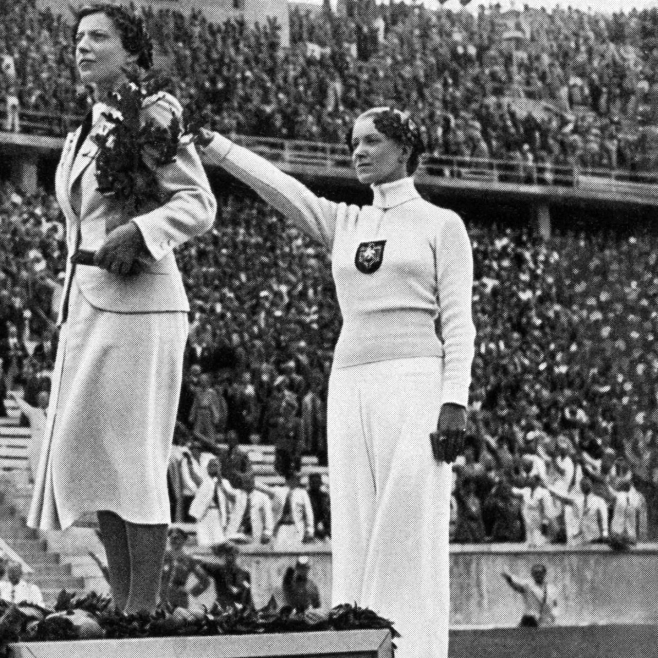 WDR Zeitzeichen · Helene Mayer, Fechterin (Geburtstag 20.12.1910 ...