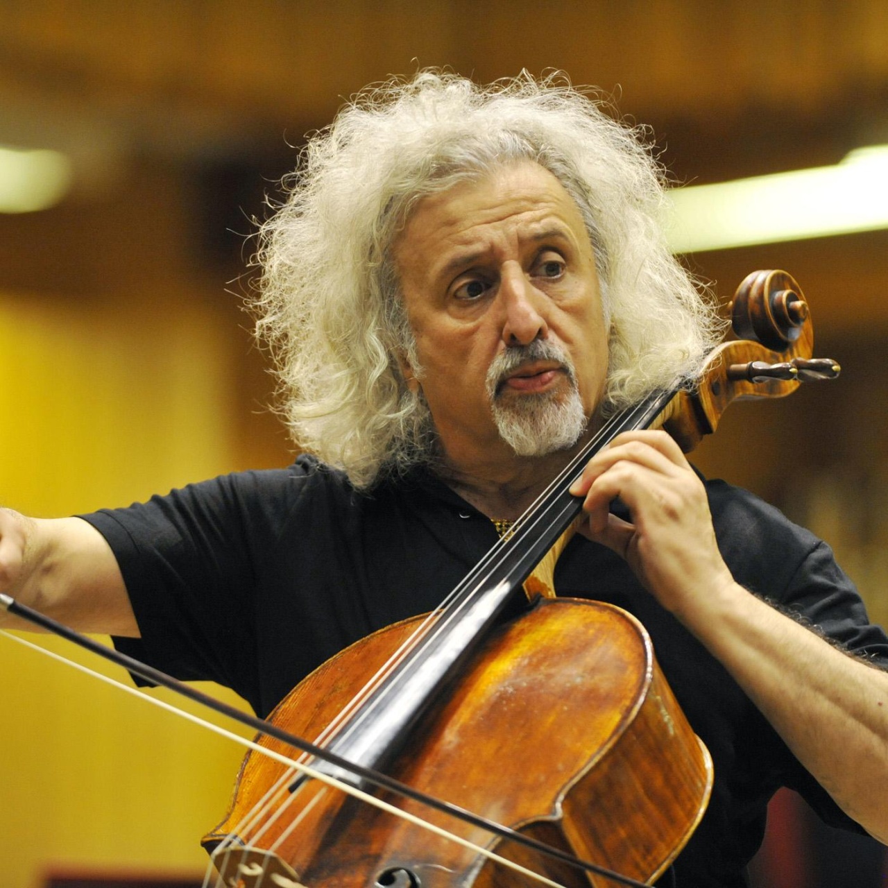 Klassik aktuell · Interview mit Mischa Maisky zu seinem Konzert beim ...