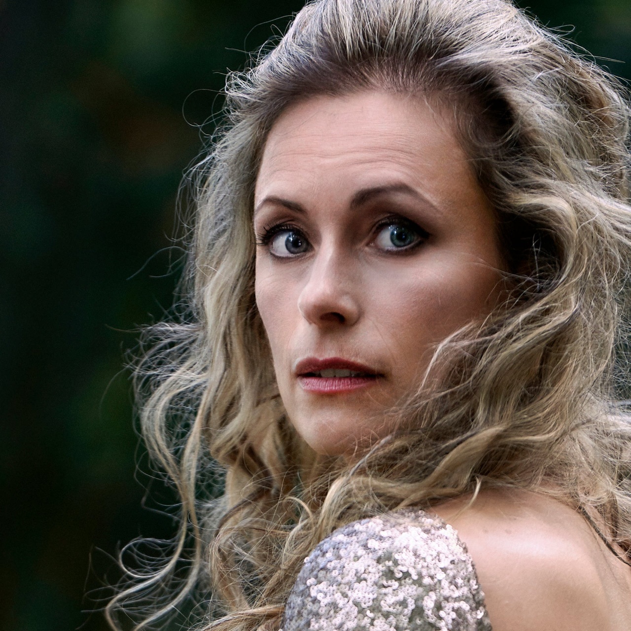 Das Musikporträt · Die Sängerin und Stimmkünstlerin Sarah Maria Sun ...