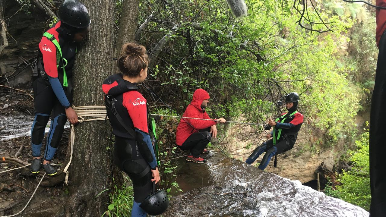 Durch die Wildnis - Sierra Nevada (S04/E15) | ARD Mediathek