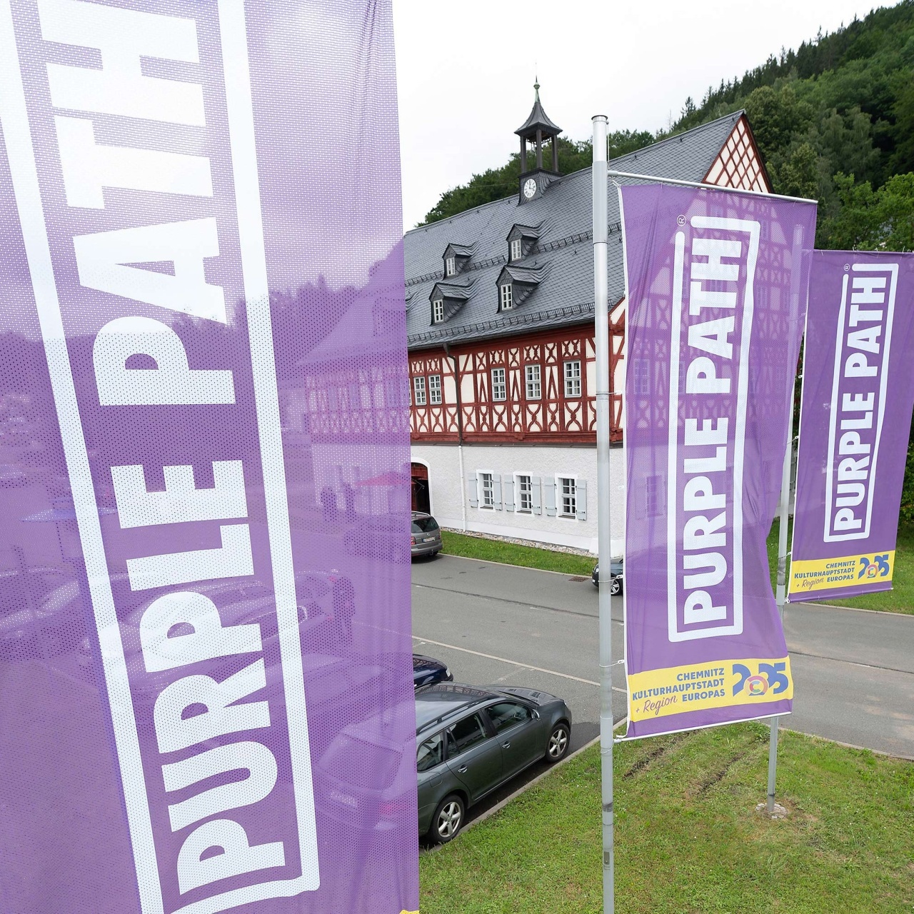 Die Reportage - Geschichten hinter den Nachrichten · Purple Path - der neue Kunstwanderweg im ...