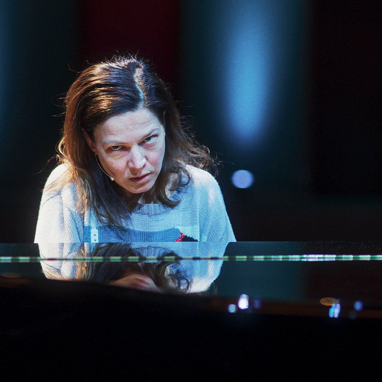 SWR2 am Morgen · Eine Pianistin und ihre Dämonen: "15 Jahre" von Chris ...